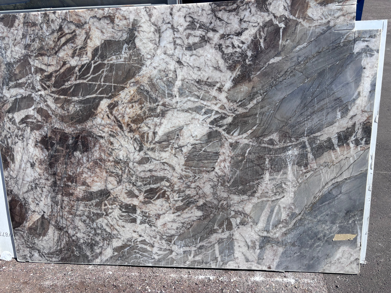 Skip to product information